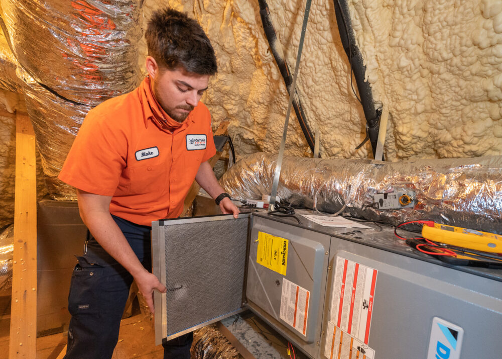 Fall HVAC Maintenance Checklist to Address Weather Changes